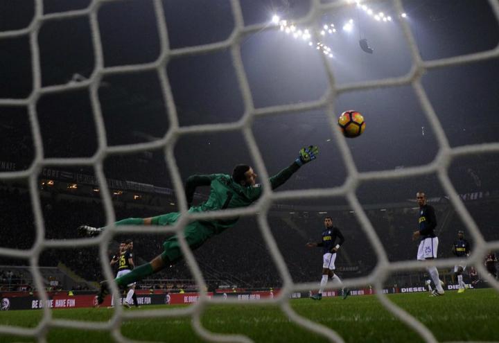 Inter Milan / Probabili formazioni: il duello Perisic vs Suso. Quote ... Inter Milan / Probabili formazioni: il duello Perisic vs Suso. Quote ...