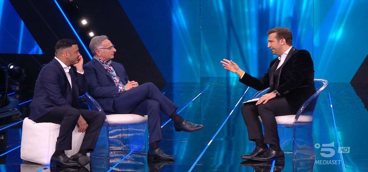 Paolo Bonolis Annuncia Il Ritiro Tra 2 Anni Lascio E Sulla Moglie