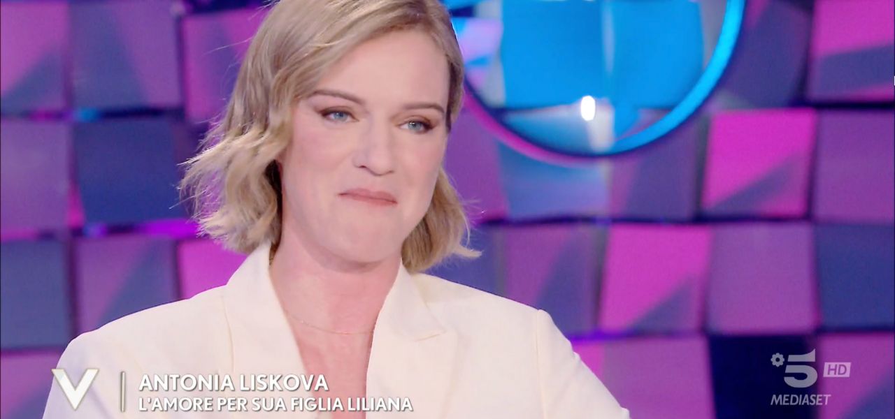 Antonia Liskova: "Mio padre era violento e beveva"/ "Amore? Ho sofferto molto"